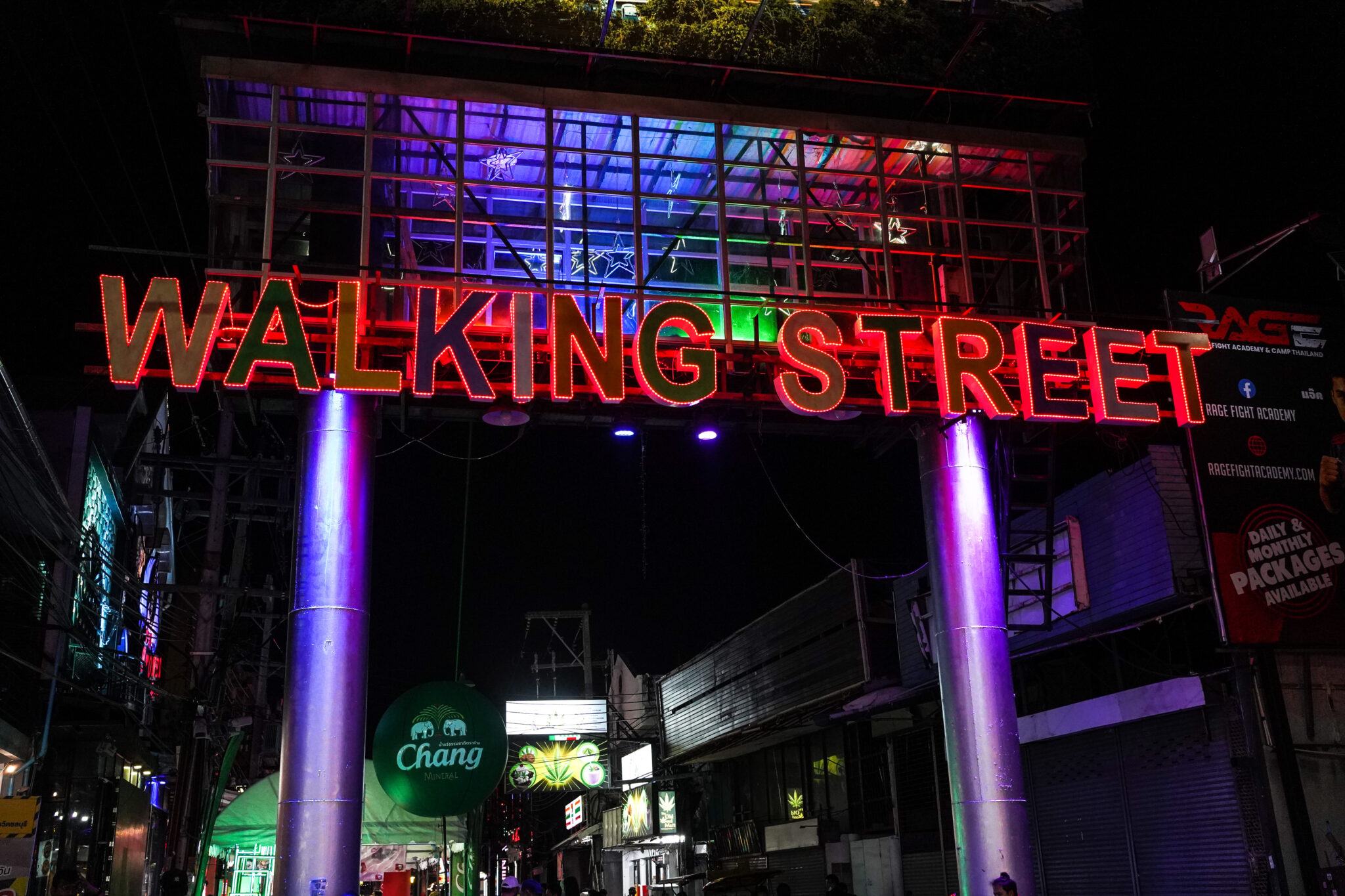 EXPLORING WALKING STREET – THE HEART OF NIGHTLIFE IN PATTAYA - Mustafa ...